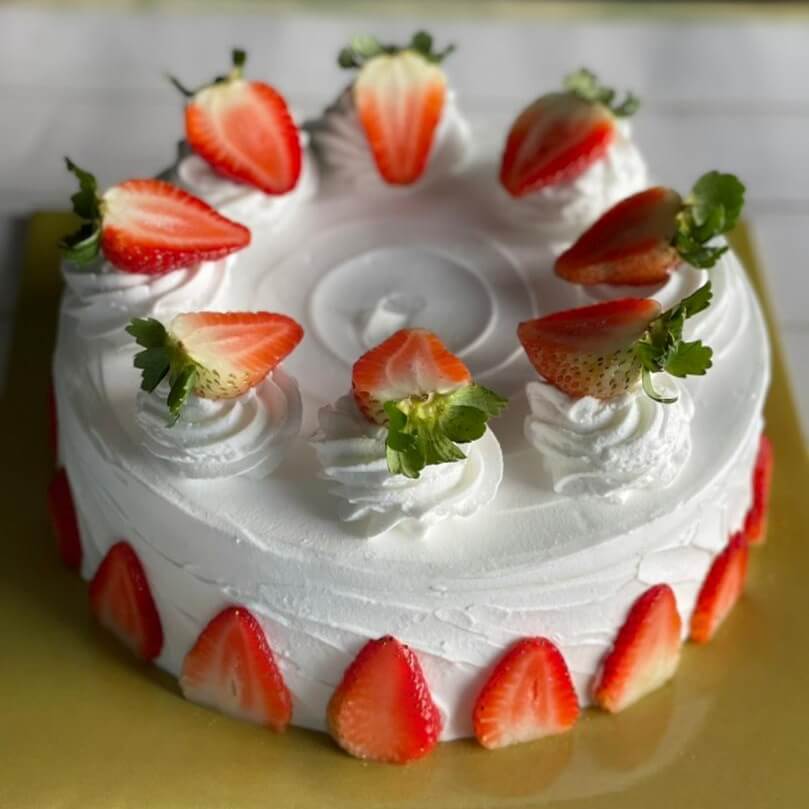 Vanilla Cake with Fresh Cream Frosting & Fresh Fruits - Higher Taste Bakery